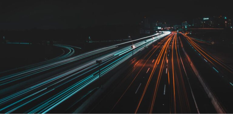 La digitalisation des processus bancaires : Enjeux & apports